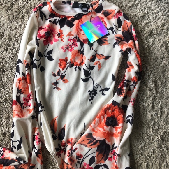 Missguided | Tops | Misguided Floral Drape Sleeve Bodysuit | Poshmark